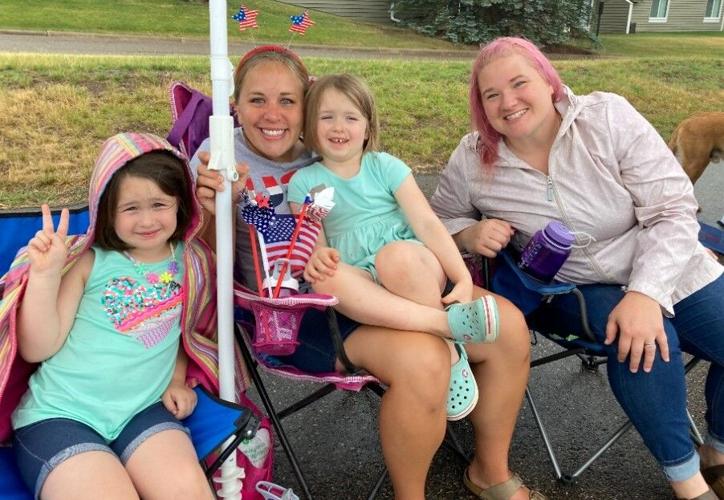 2022 Eagan Funfest Parade not dampened by rain | Eagan | hometownsource.com