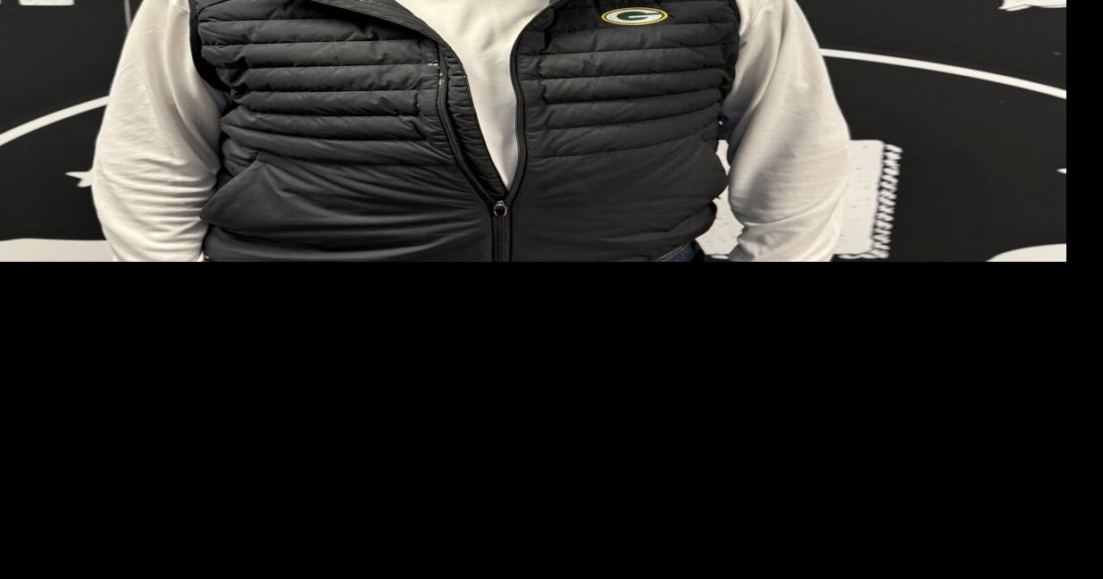 Eagan Dickey's Barbecue Pit owner changes with the times | Free ...