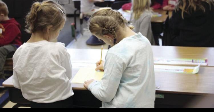 Deephaven Elementary 'curbs' unruly behavior with ‘Peaceful School Bus ...