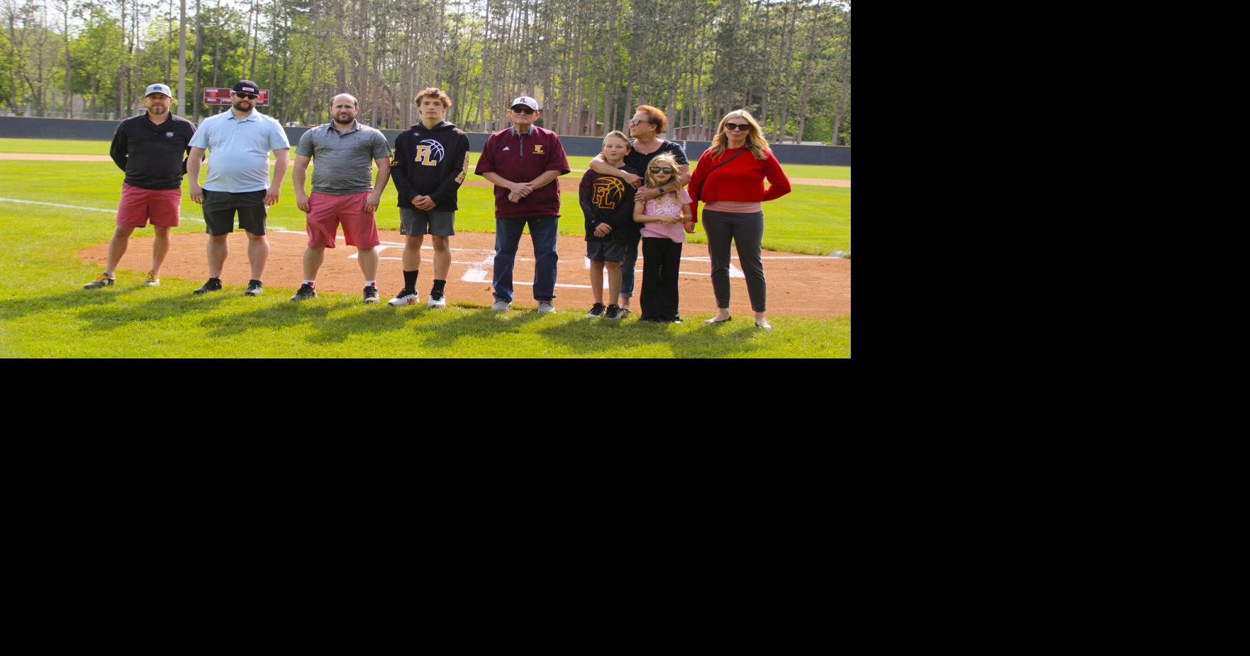 Baseball team honors former coach Tim Conley | | hometownsource.com