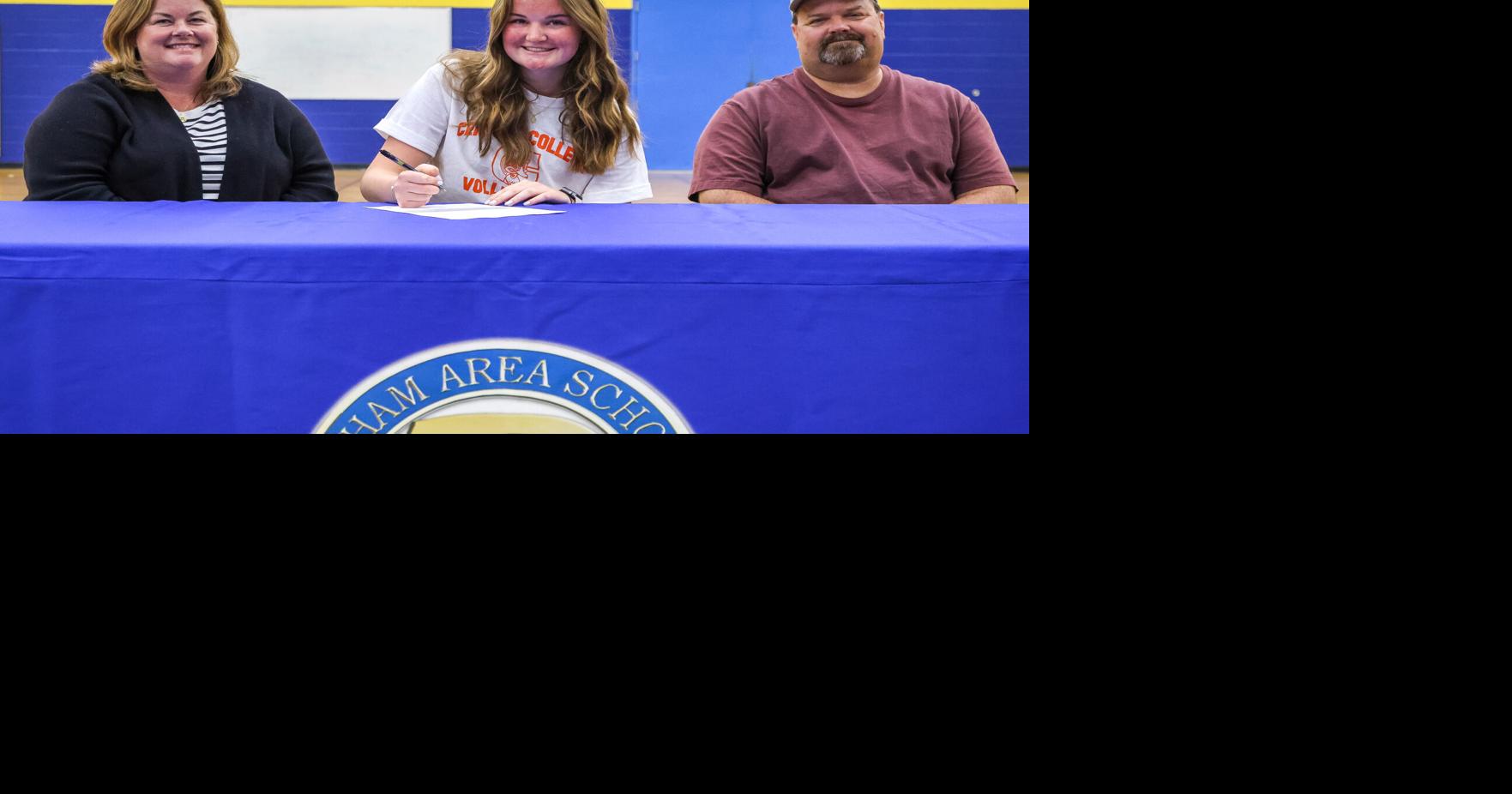 Burmaster inks NLI to Century College | Sports | hometownsource.com