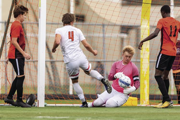 Osseo soccer boys get first win | Sports | hometownsource.com