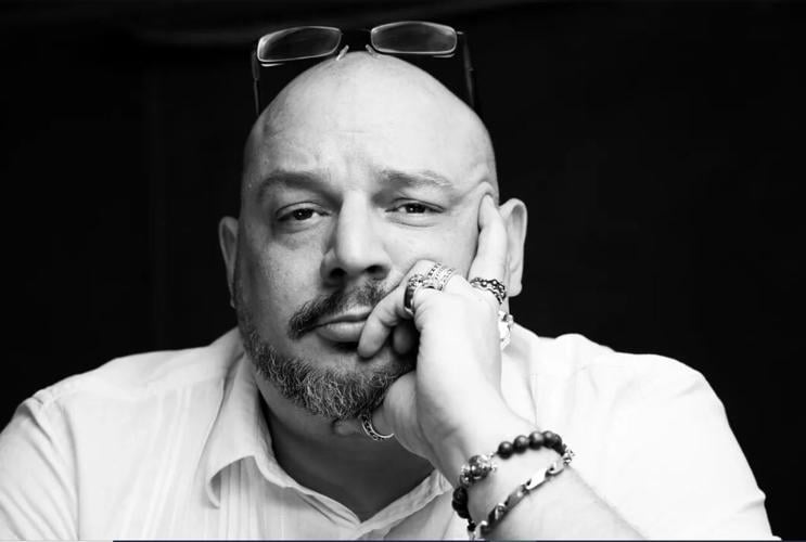 Butts’ lawyer gives brief statements | Local News | hometownsource.com