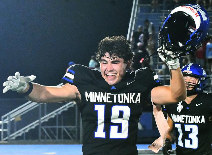 12,000 sets of eyes watch Tonka hold on for the win | Sports | hometownsource.com