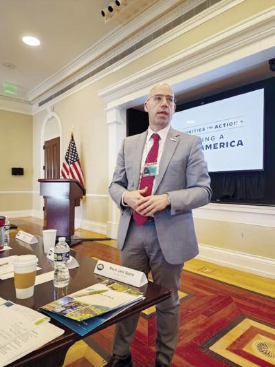 St. Louis Park mayor visits White House | Free | hometownsource.com