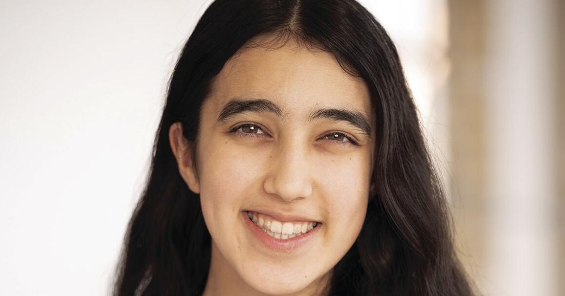 Anja Arora explores ‘Wonderland’ as Alice | Minnetonka | hometownsource.com