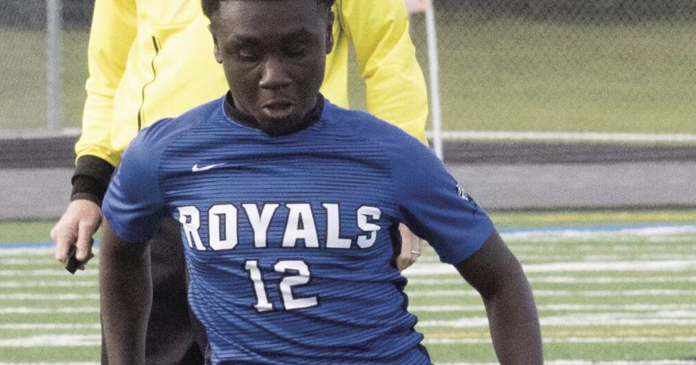 Rogers boys soccer falls to Centennial 6-1 | Sports | hometownsource.com