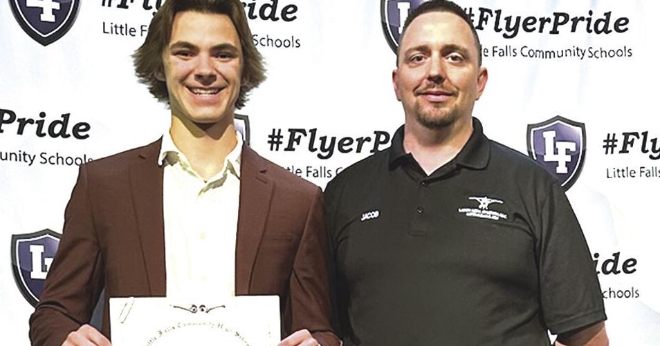 Connor Moede receives first LFCHS aviation scholarship | Education ...