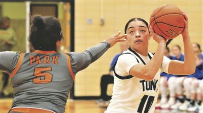 Minnetonka girls post 4-1 basketball record | Sports | hometownsource.com