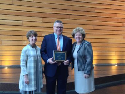 Theisen honored for service to transportation | Business ...