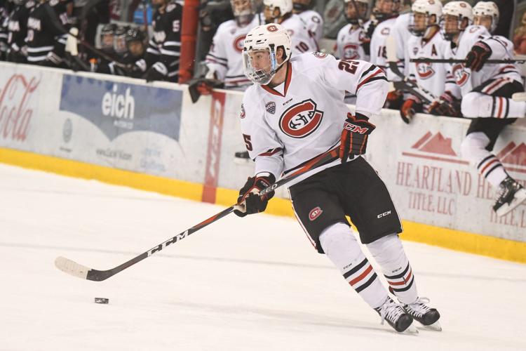Elk D-men reunited for college game | Elk River Star News ...