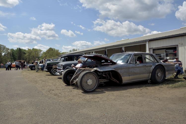 Car show roars back in Princeton | Photos & Video | hometownsource.com