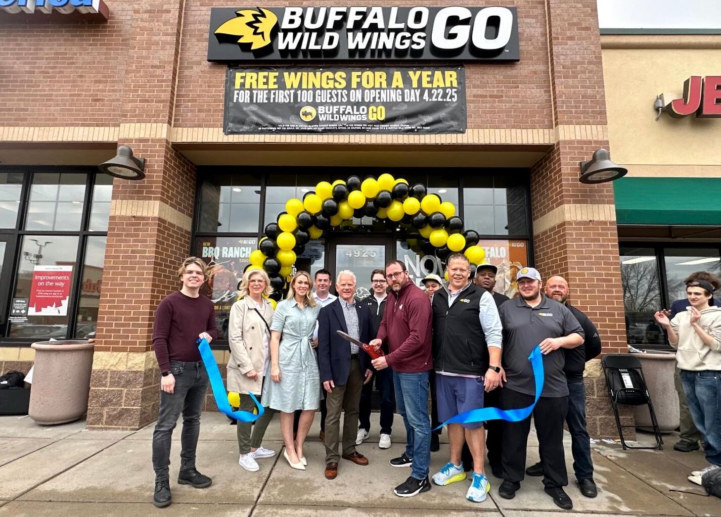 Buffalo Wild Wings GO opens in Minnetonka | Free | hometownsource.com