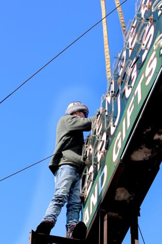 kemper signs come down_ vertical of patrick.JPG | | hometownsource.com