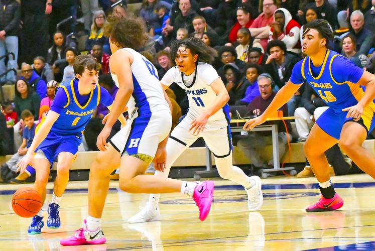 Fans pack the gym to see another hoops classic | Sports ...