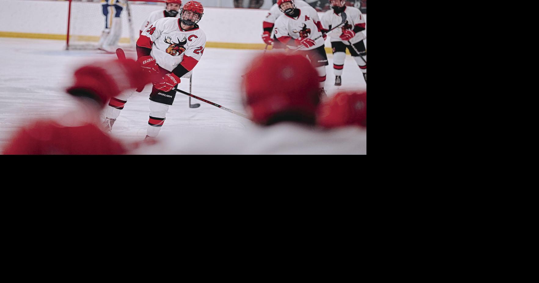 Moose pick up split during opening weekend | Sports | hometownsource.com