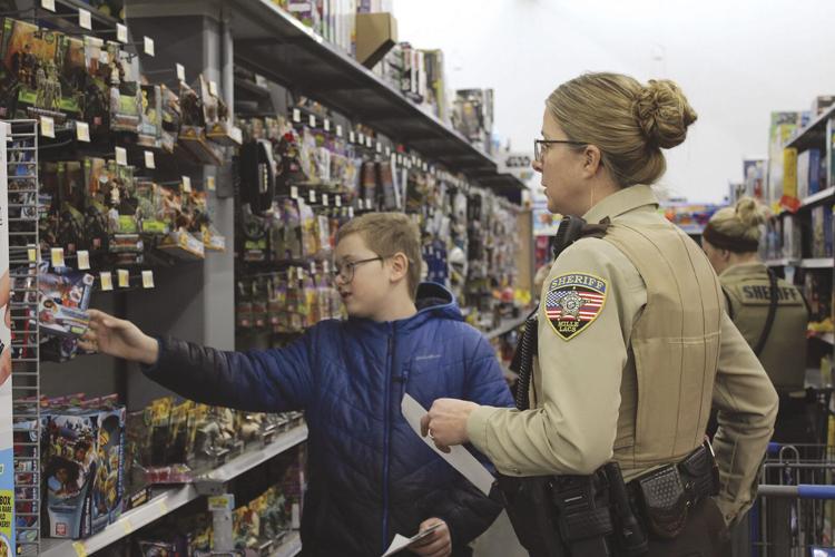 Princeton Police Department gives back for Shop with a Cop | Free ...