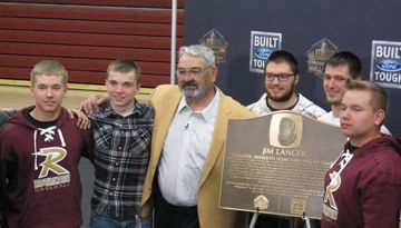 Langer comes home to unveil Football Hall of Fame plaque | Local News ...