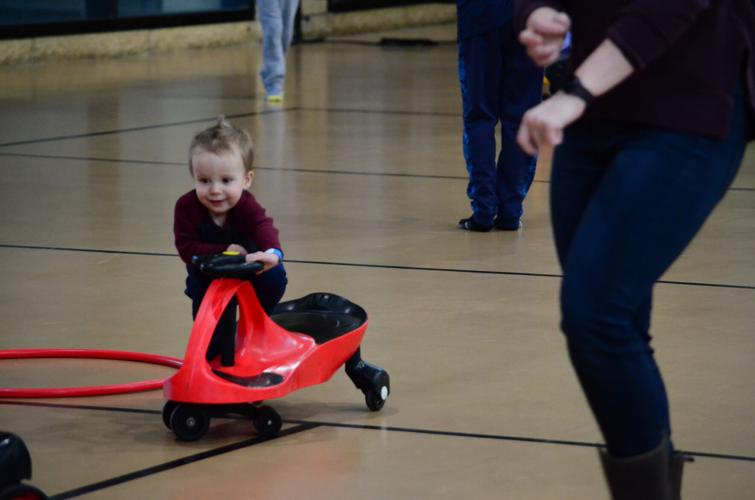 Photos: Kids explore Candyland Trail in Edina | | hometownsource.com