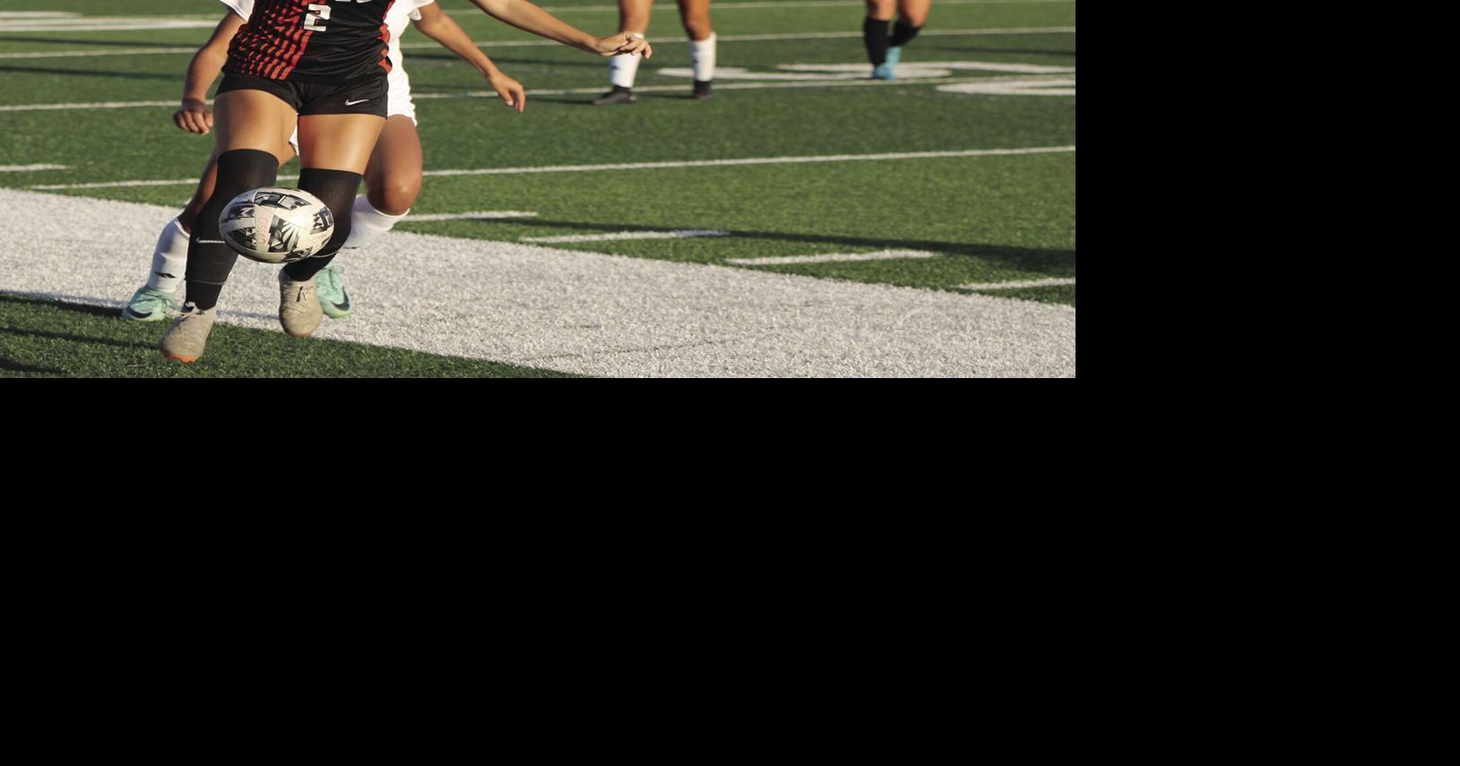Into the thick of it for Osseo girls' soccer | Sports | hometownsource.com