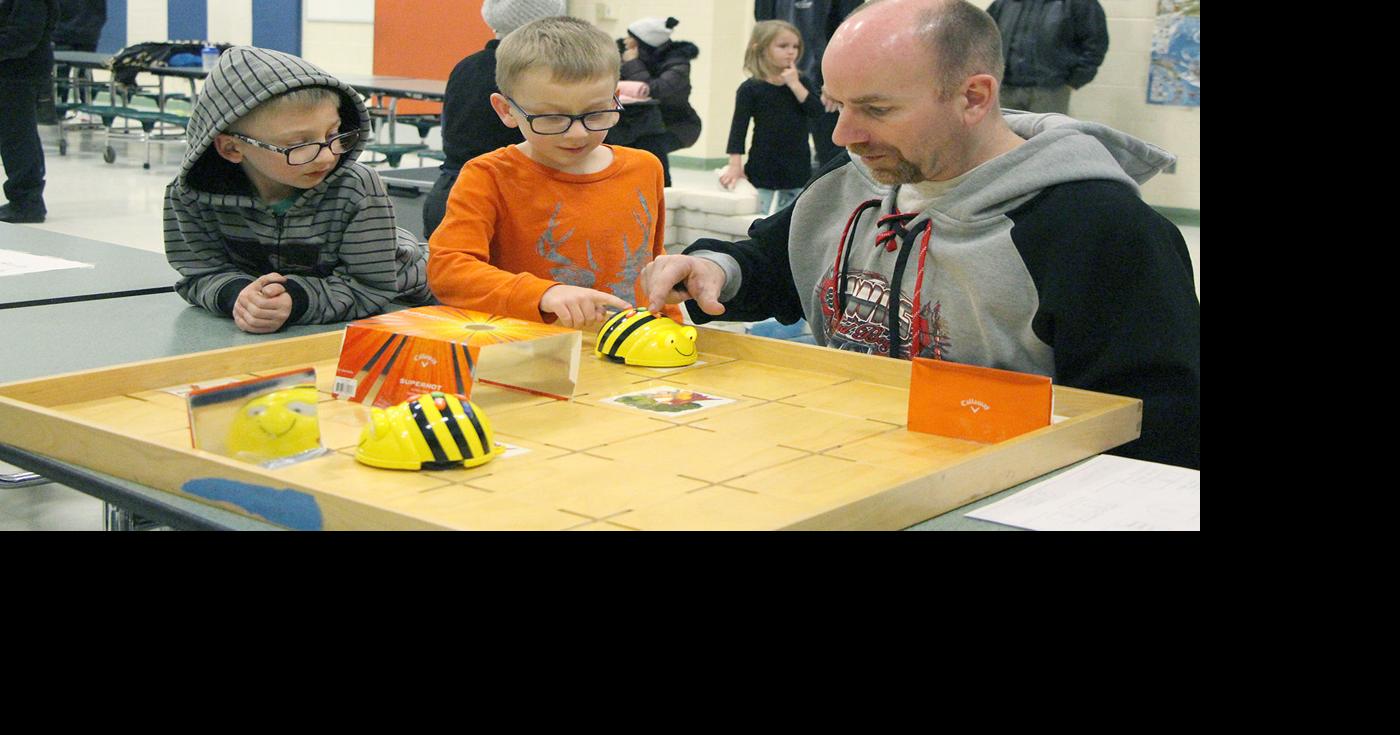 Cedar Park Elementary family engineering night draws families | Free ...