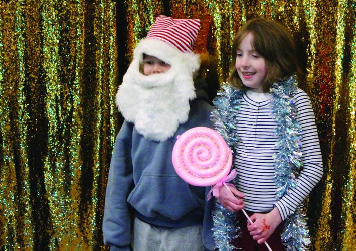 Holiday on Main makes memories in Lakeville | Free | hometownsource.com