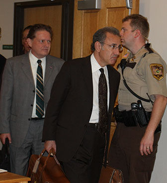 Jurors told to pack bags for sequestration as defense rests in Smith ...