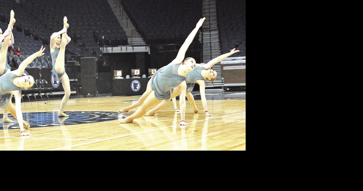 Houston Dance Team has a 'dazzling' season | Sports | hometownsource.com