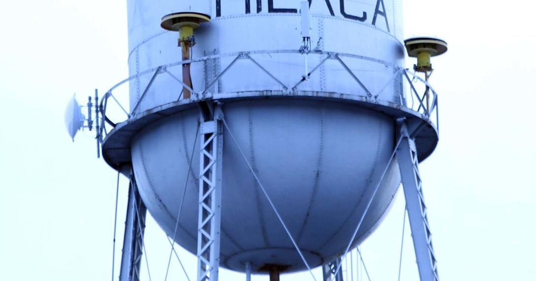 Old, defunct water tower might get a paint job | Local News ...