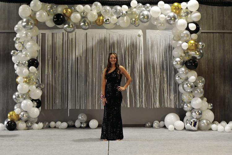 North Branch Vikings enjoy Prom 2023 | Local News | hometownsource.com