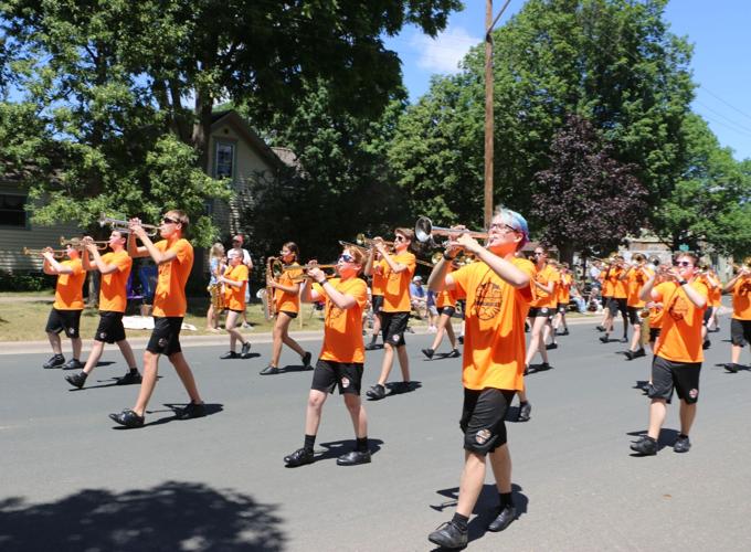 2022 Dew Days Grand Day Parade returns to Farmington | Farmington ...