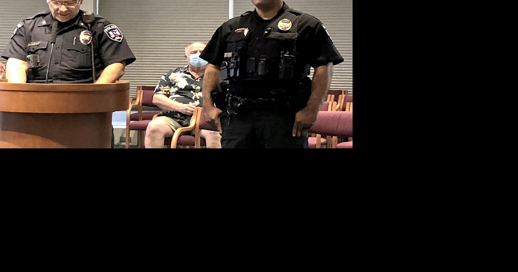 Crystal police officers receive life-saving award | Free | hometownsource.com