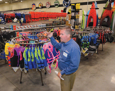 Mills Fleet Farm now open in Monti, where community leaders expect it ...