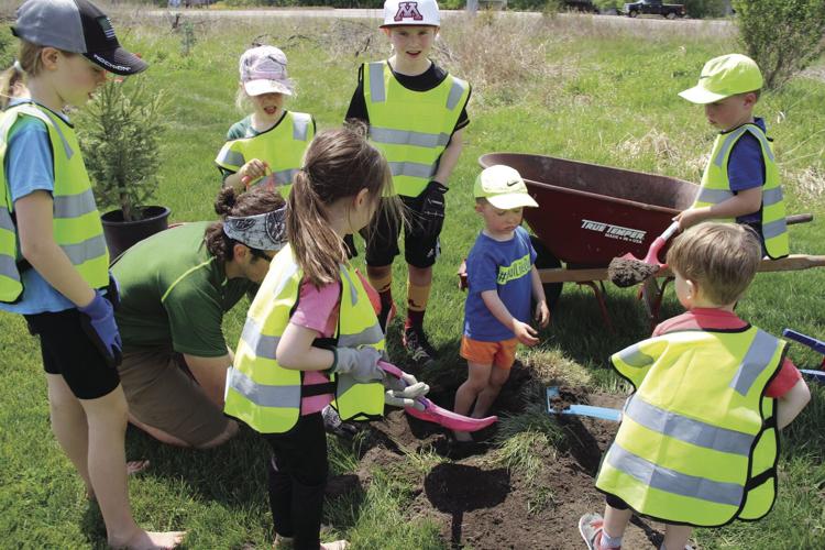 Families plant 62 trees for Blaine | Blaine | hometownsource.com
