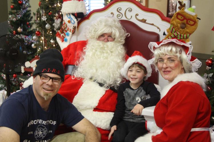 Almelund Santa Day celebration | Community | hometownsource.com