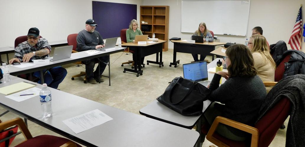 Spring Grove City Council approves $517K fire truck purchase | Local ...