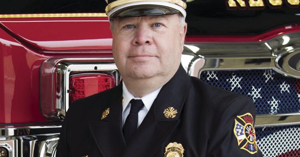 Rogers fire chief to retire; police chief gets Patriot Award | Local ...