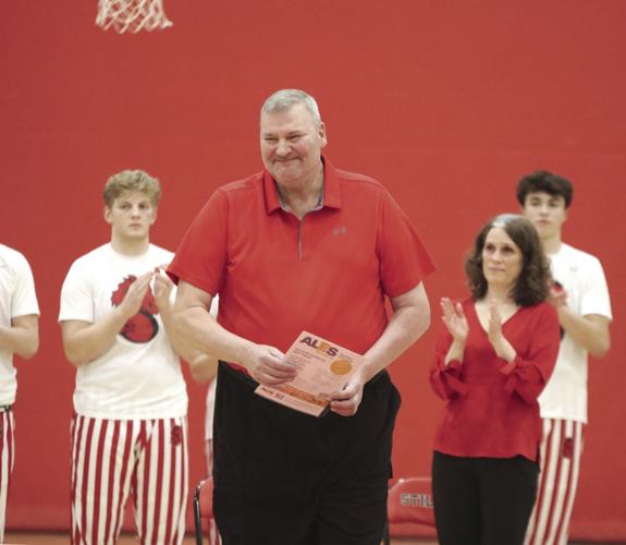 Local event raises money for ALS research, honors Engler | Community ...