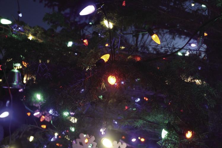 Tree Lighting | | hometownsource.com