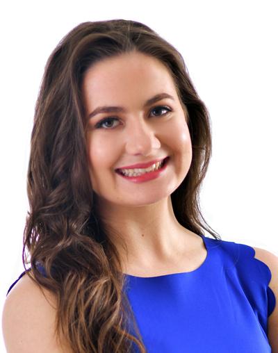 Gianna Rucki wins blogger award | Free | hometownsource.com