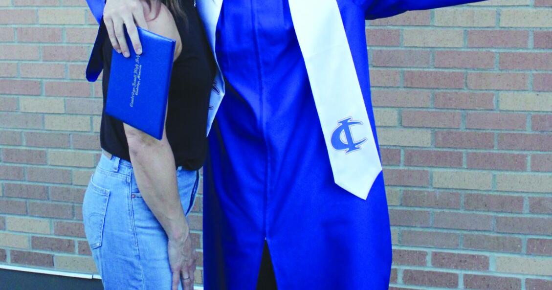 Cambridge-Isanti High School class of 2026 celebrates graduation ...