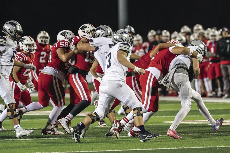 Football playoffs: Panthers advance to Class 6A quarterfinals | Sports ...