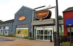 Local property owner extends offer to buy Wayzata’s ‘Muni’ building ...
