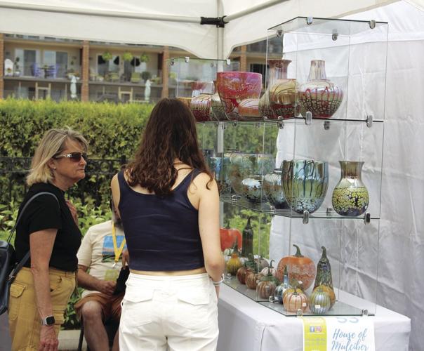 Wayzata’s weekend Art Experience brings 150+ vendors to downtown ...