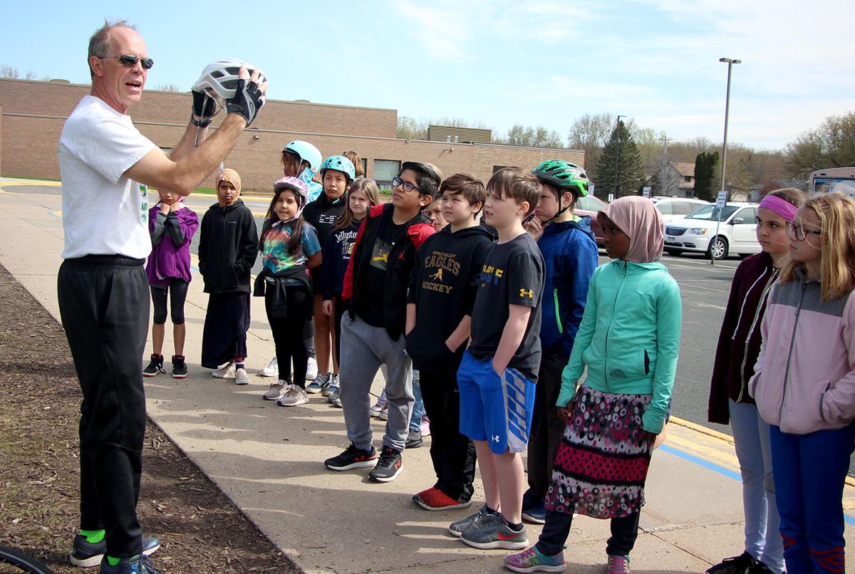 Greenleaf Elementary adds bike safety to physical education | Apple ...