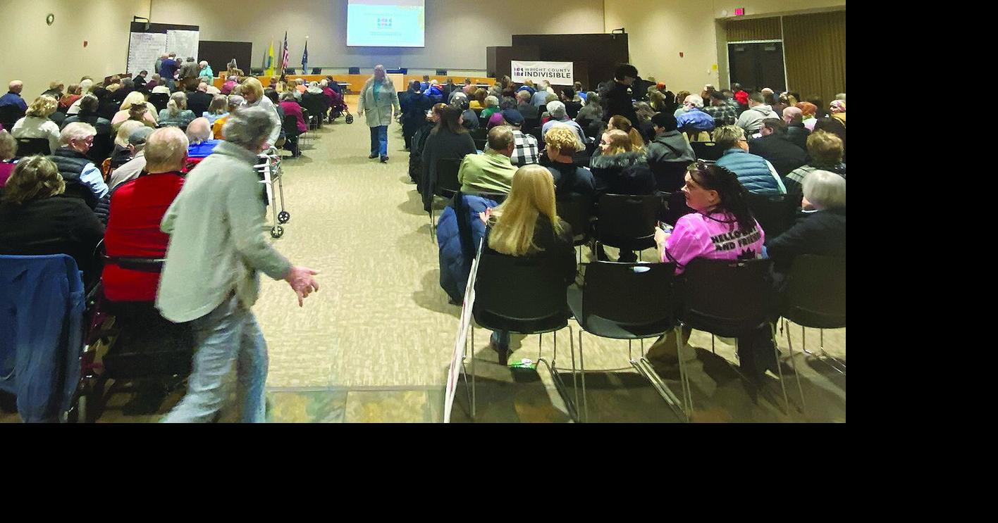 UPDATE: Hundreds look to confront Emmer at packed town hall | Andover ...