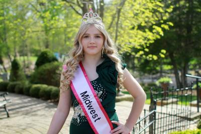 Local teen finding success in pageants | News | hometownsource.com