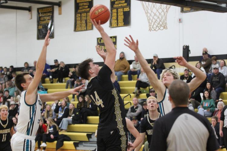 Boys Basketball Splits The Week, Coach Brad King gets 200th Win ...