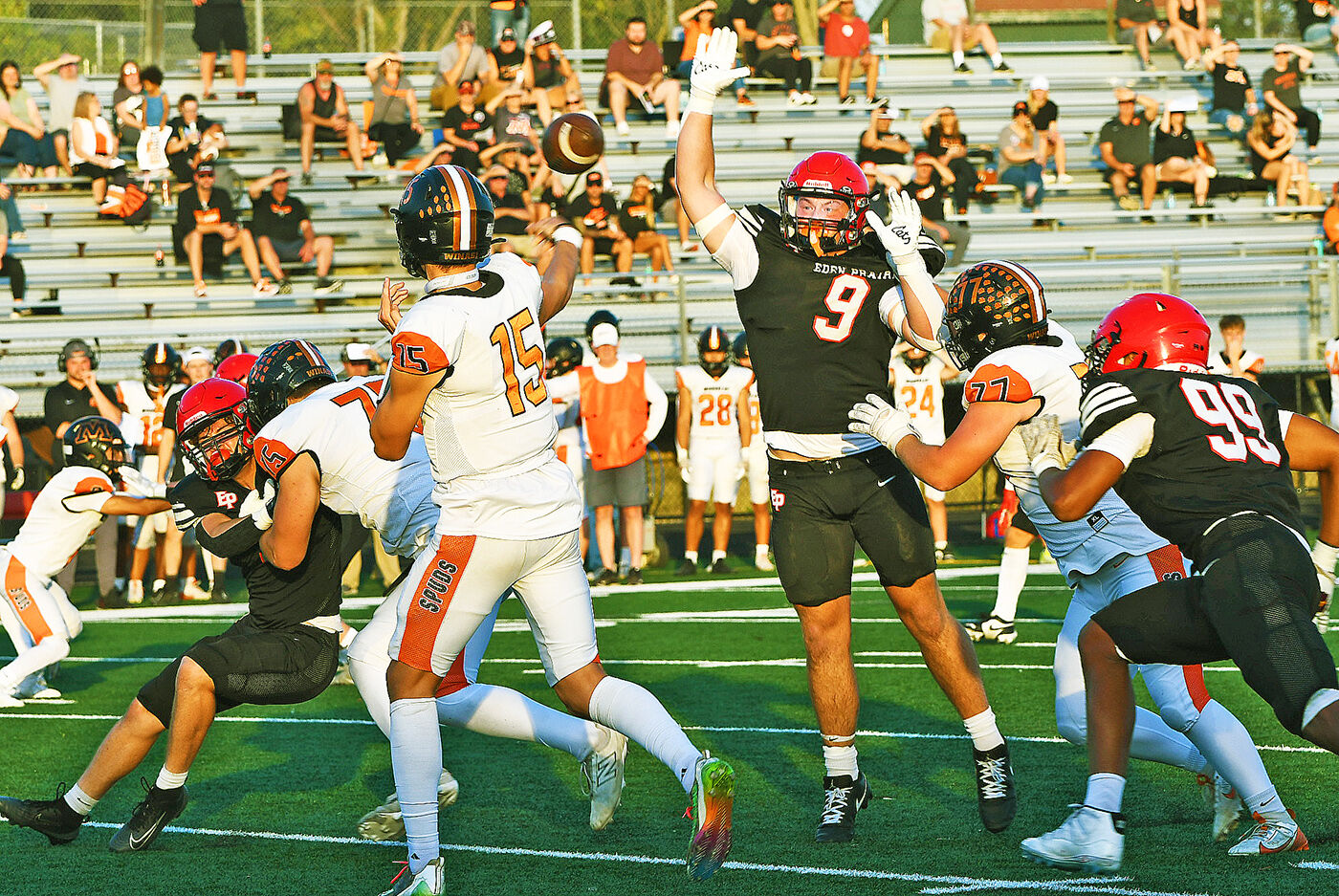 Eden Prairie holds off the Spuds in 6A football | Sports ...