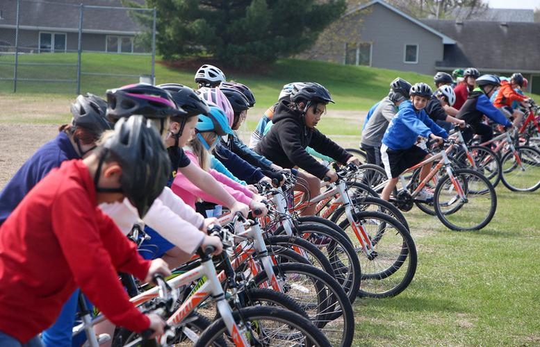 Greenleaf Elementary adds bike safety to physical education | Apple ...